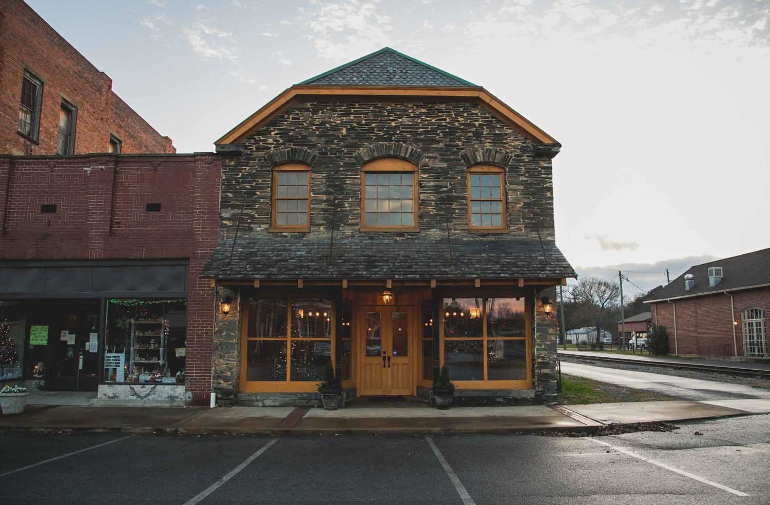 The History of Rockmart Georgia Slate - Rockmart Slate House